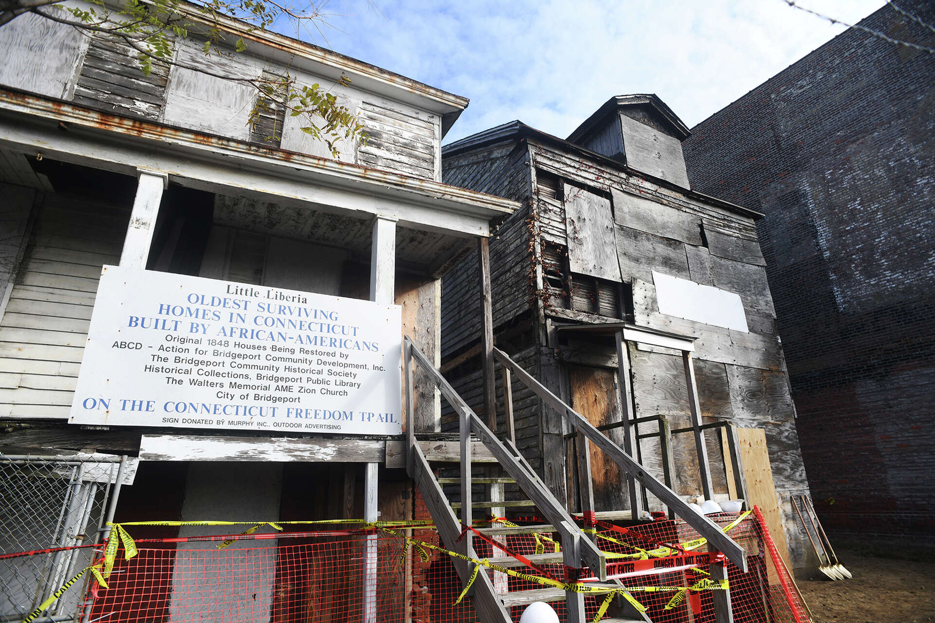 Work starts to save endangered, historic Bridgeport Freeman homes