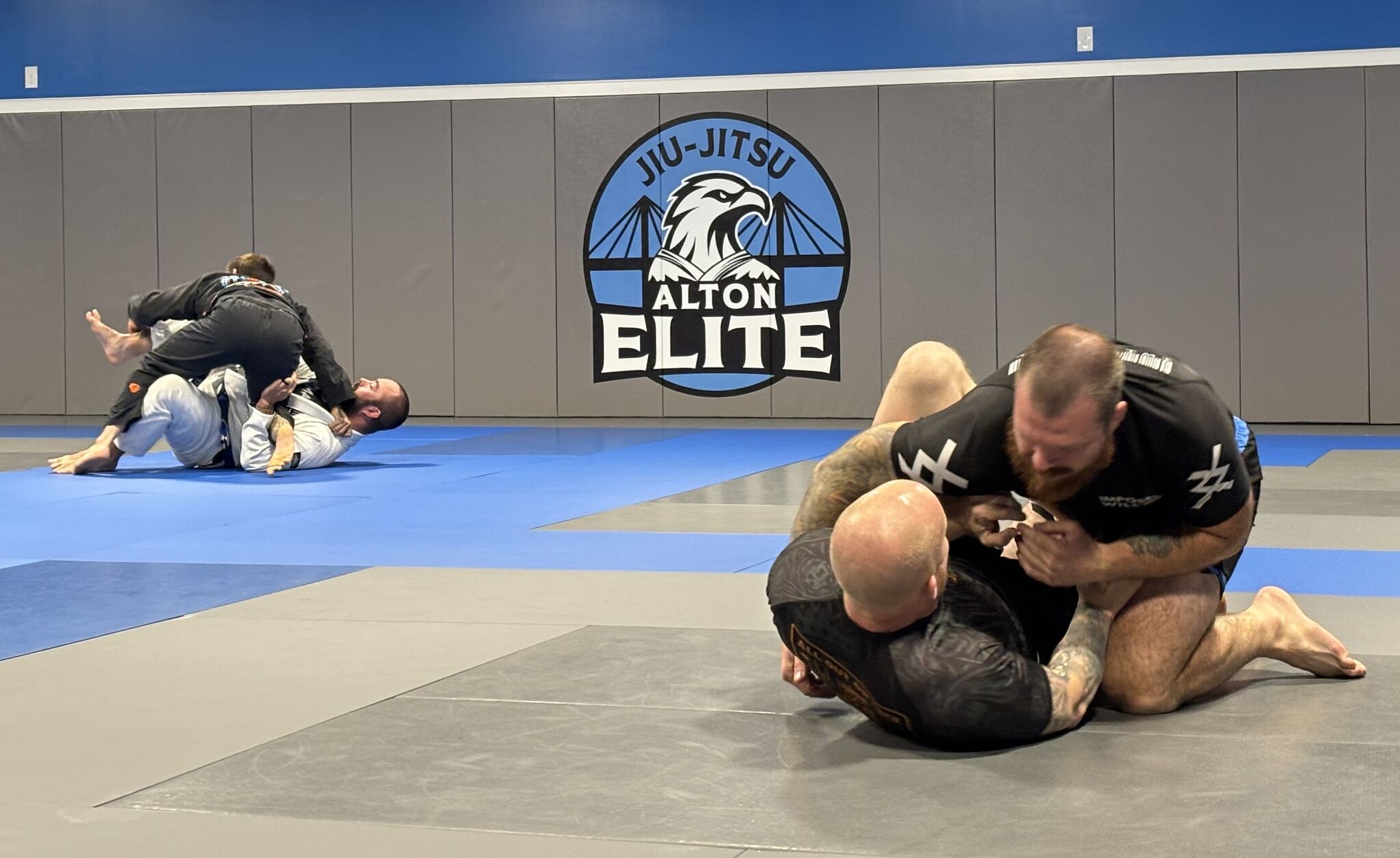 Kam Sanders makes go-ahead reverse layup and Air Force knock off ...