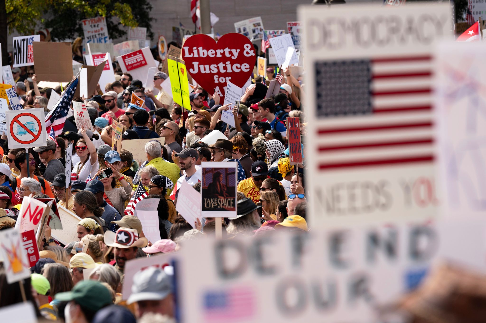 Americans like democracy, but don't believe it or US institutions are ...