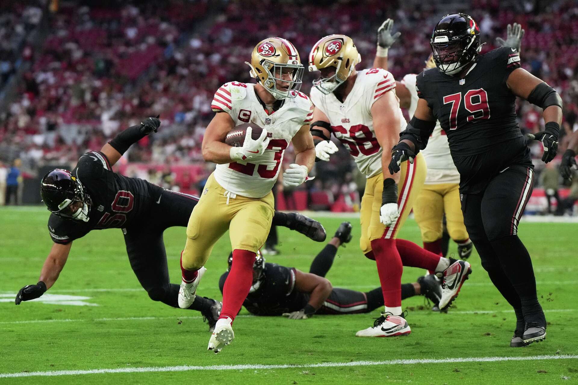 McCaffrey's dual-threat ability transforms 49ers' offense headed into ...