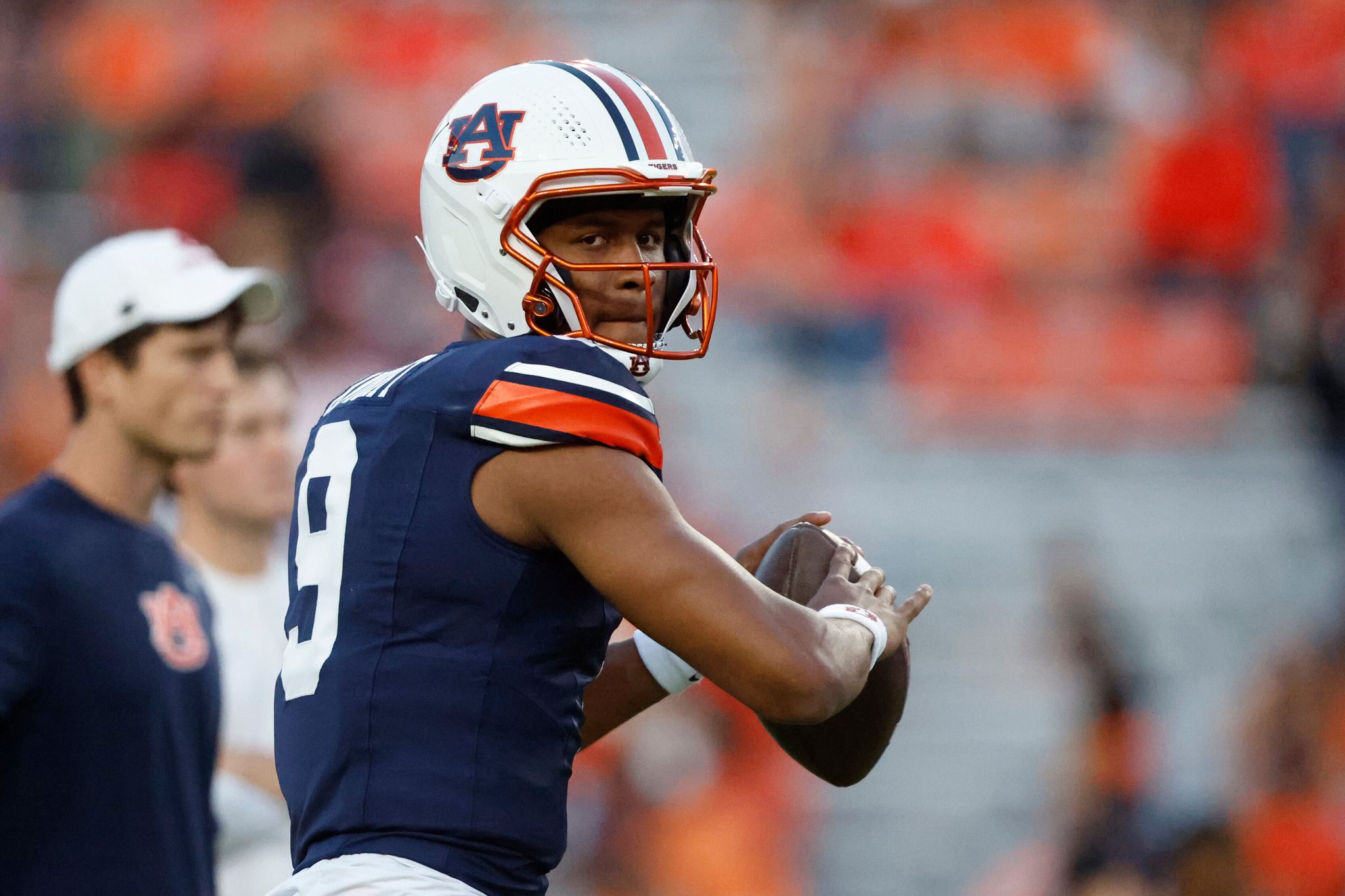 Auburn giving freshman QB Deuce Knight his first career start against ...