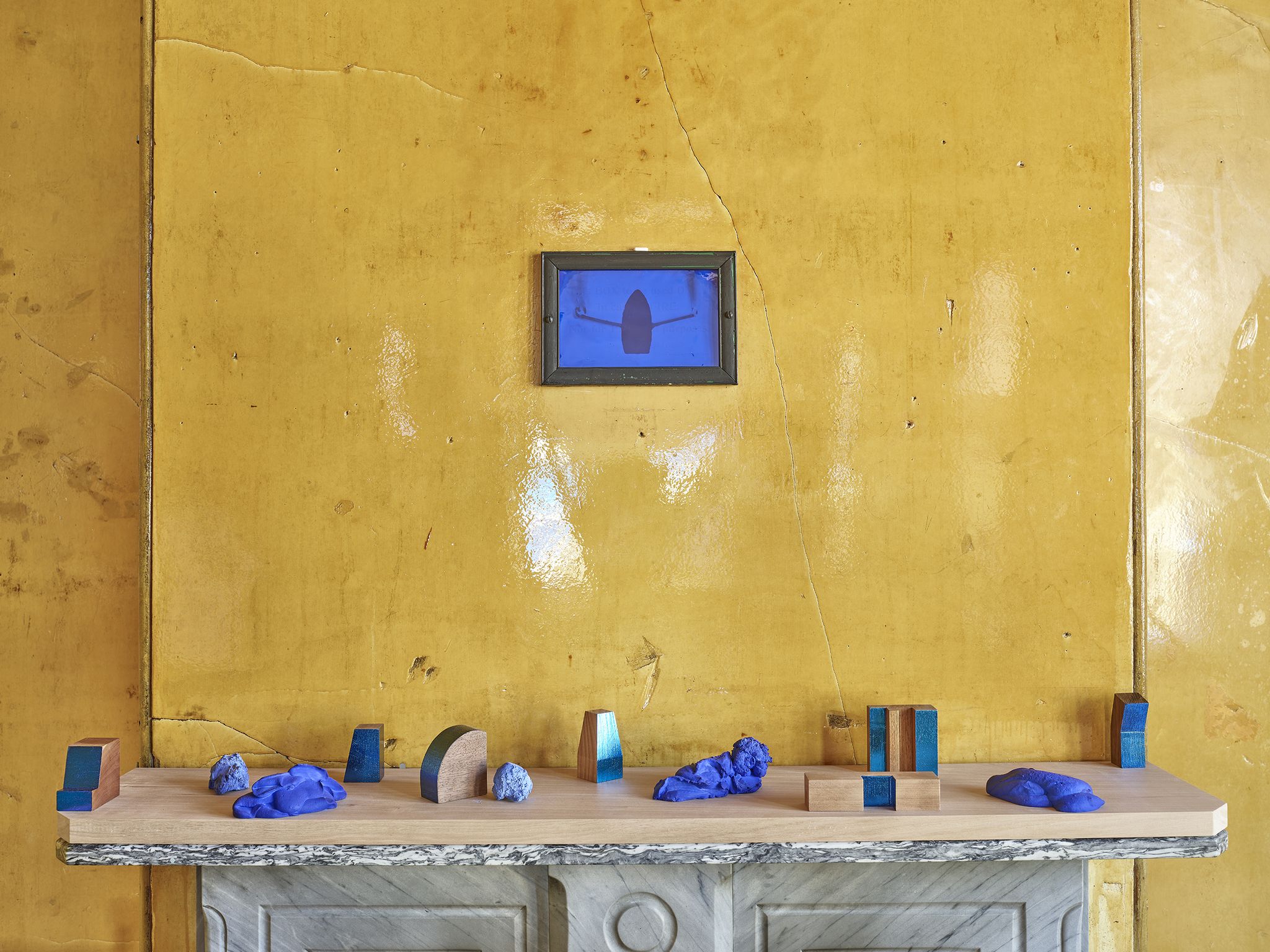 Catherine Wagner reimagines 500 Capp Street in blue