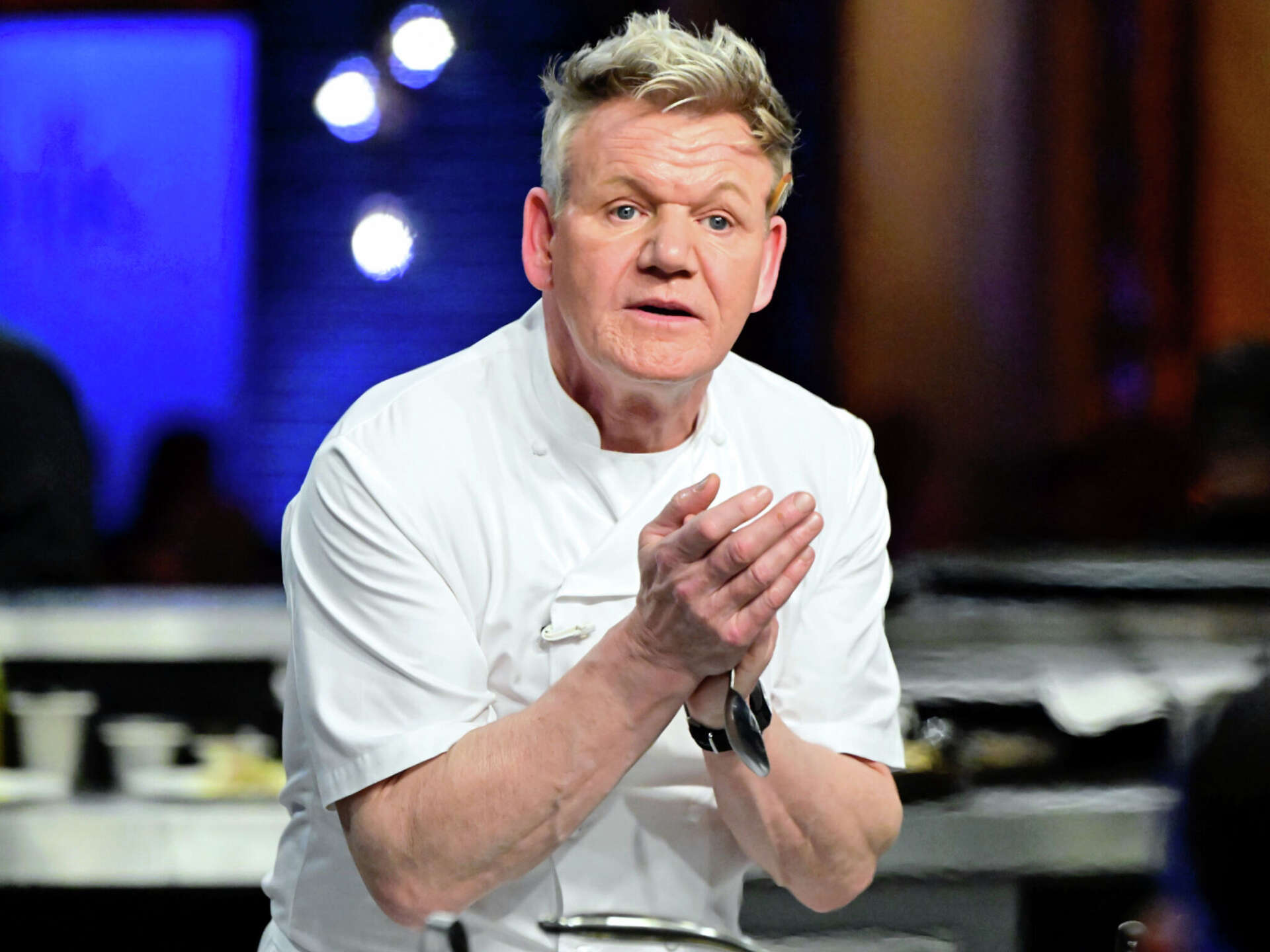 The top 10 chefs face off in latest episode of 'Hell's Kitchen'