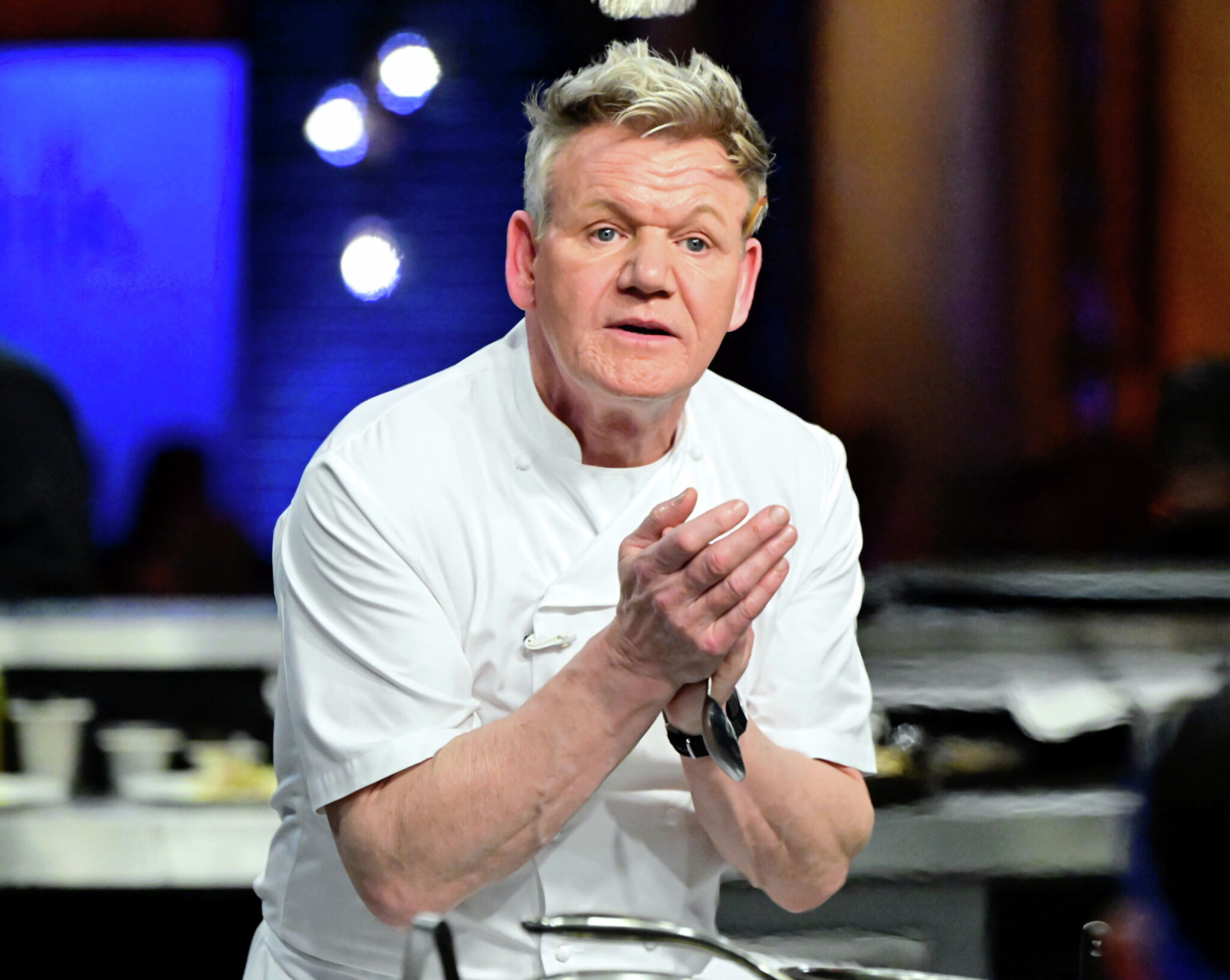 The top 10 chefs face off in latest episode of 'Hell's Kitchen'