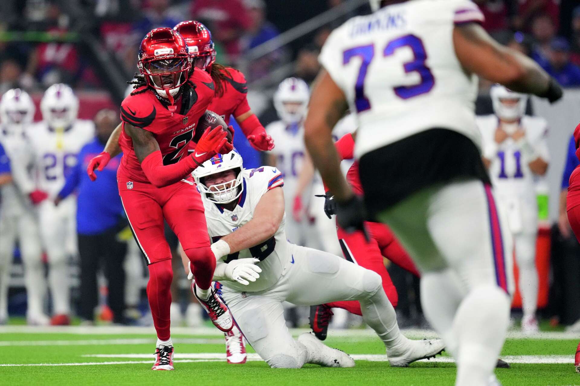 Houston Texans hold off Buffalo Bills in Week 12, stay in playoff hunt