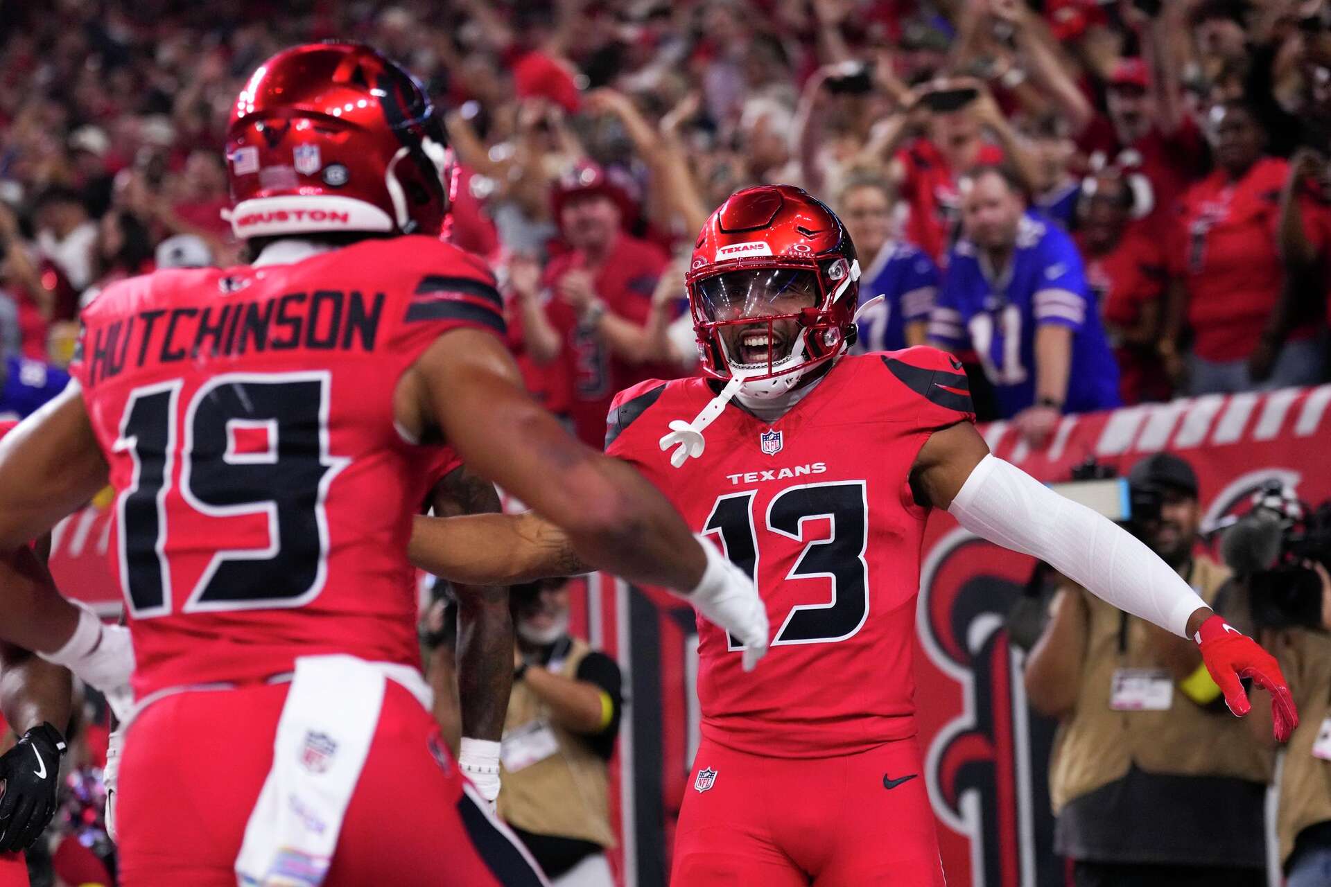 Houston Texans hold off Buffalo Bills in Week 12, stay in playoff hunt