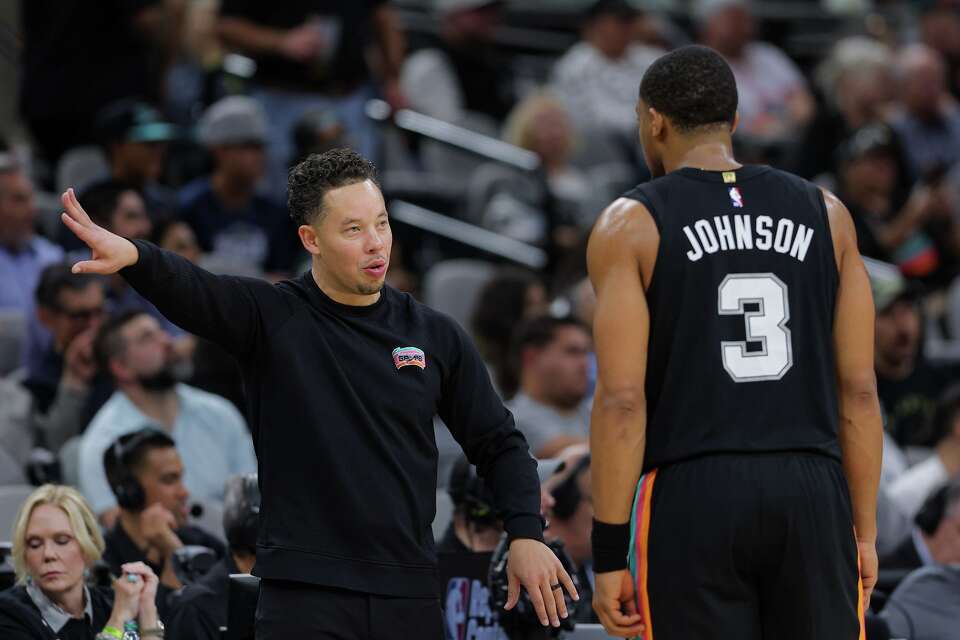 Spurs hope to secure All-Star coaching berth for Mitch Johnson
