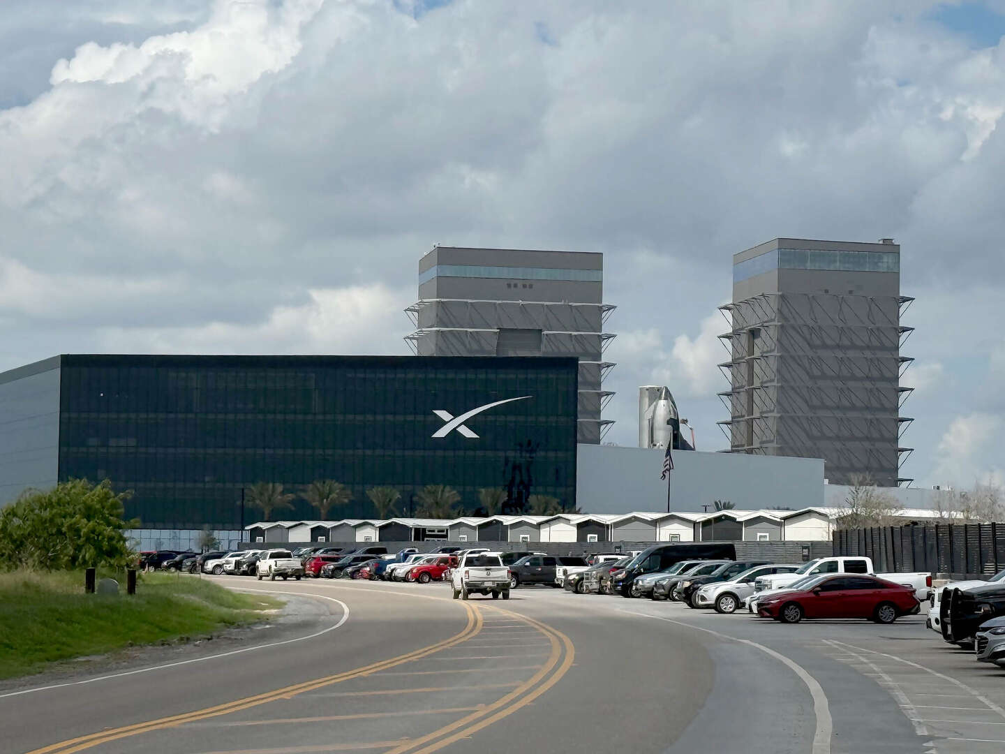 SpaceX says it's added $13B to South Texas economy in two years