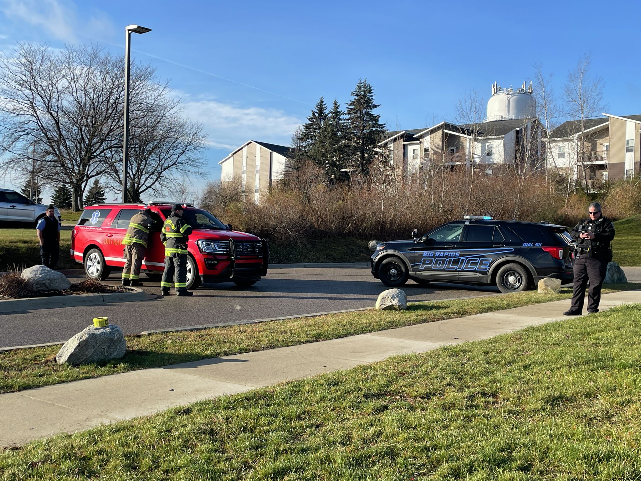Police find suspicious object at 830 Water Tower Apartments