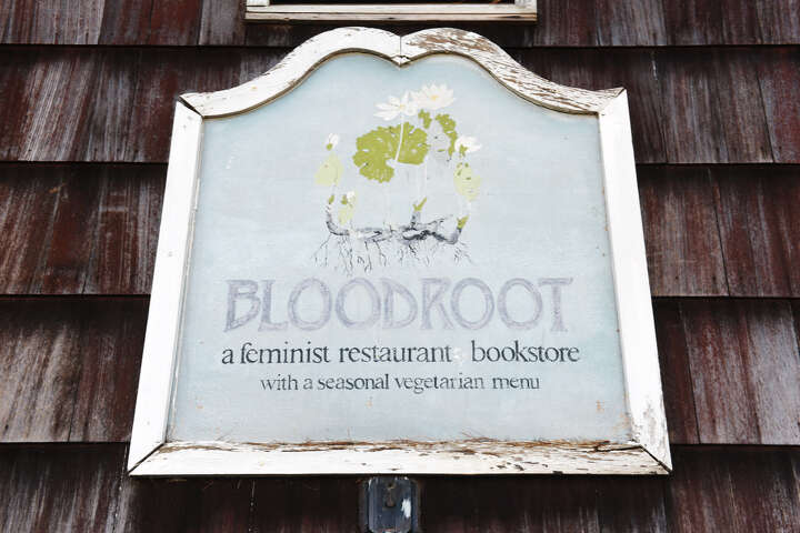 Crowds triple at Bloodroot before Bridgeport restaurant closes