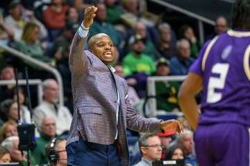 Dwayne Killings to return as UAlbany men's basketball coach in 2026-27