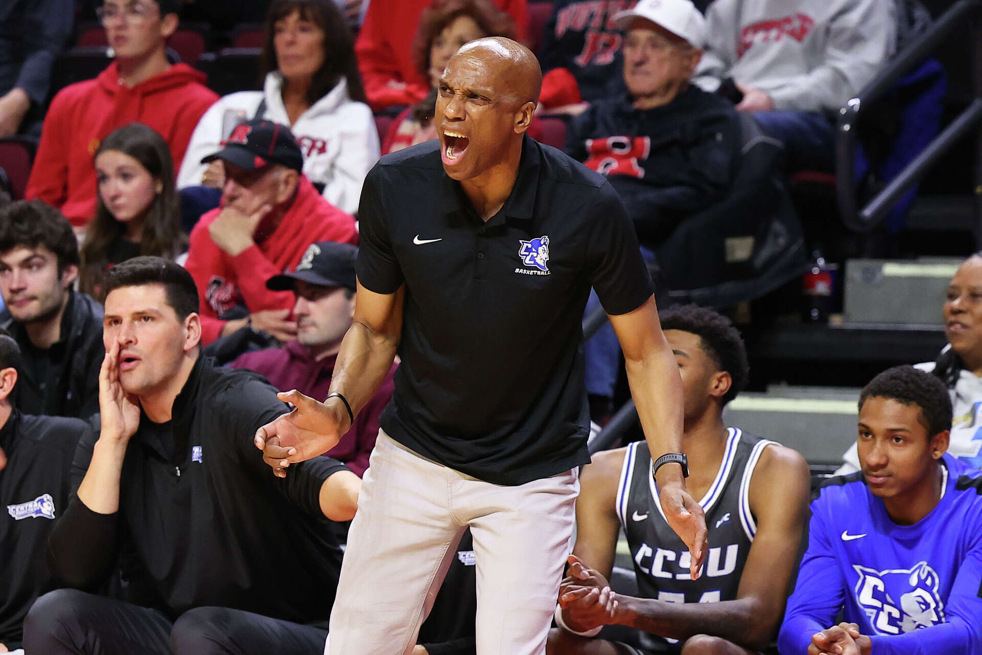 Central Connecticut men's basketball stuns Rutgers