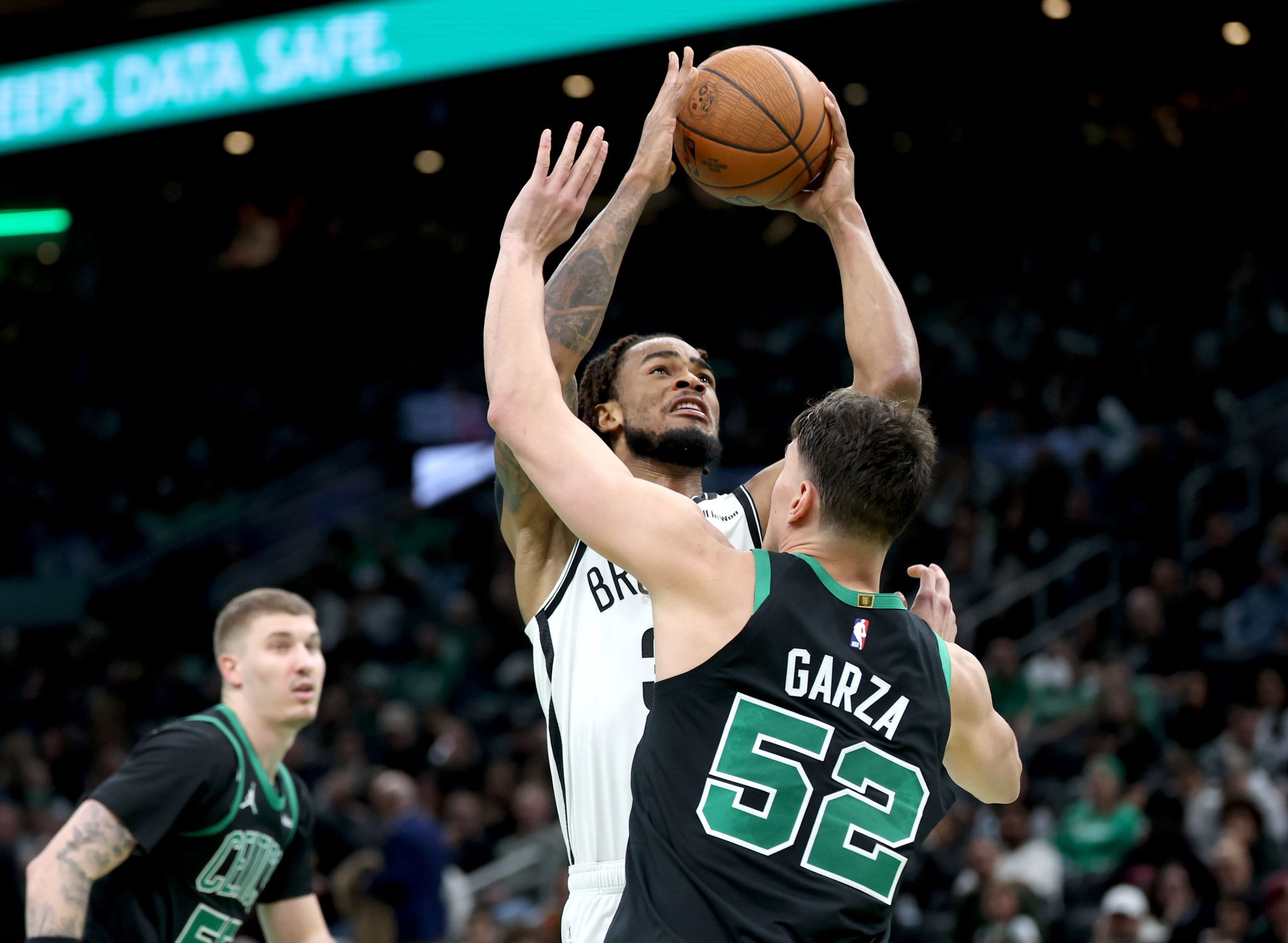 Nic Claxton has 1st NBA triple-double to help the Nets beat the Celtics