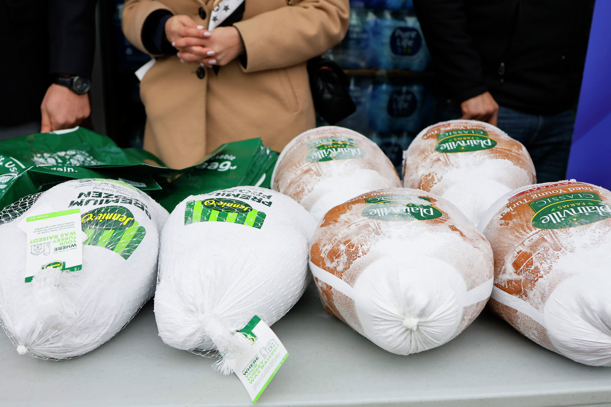 San Antonio Food bank taking frozen turkey donations on Saturday