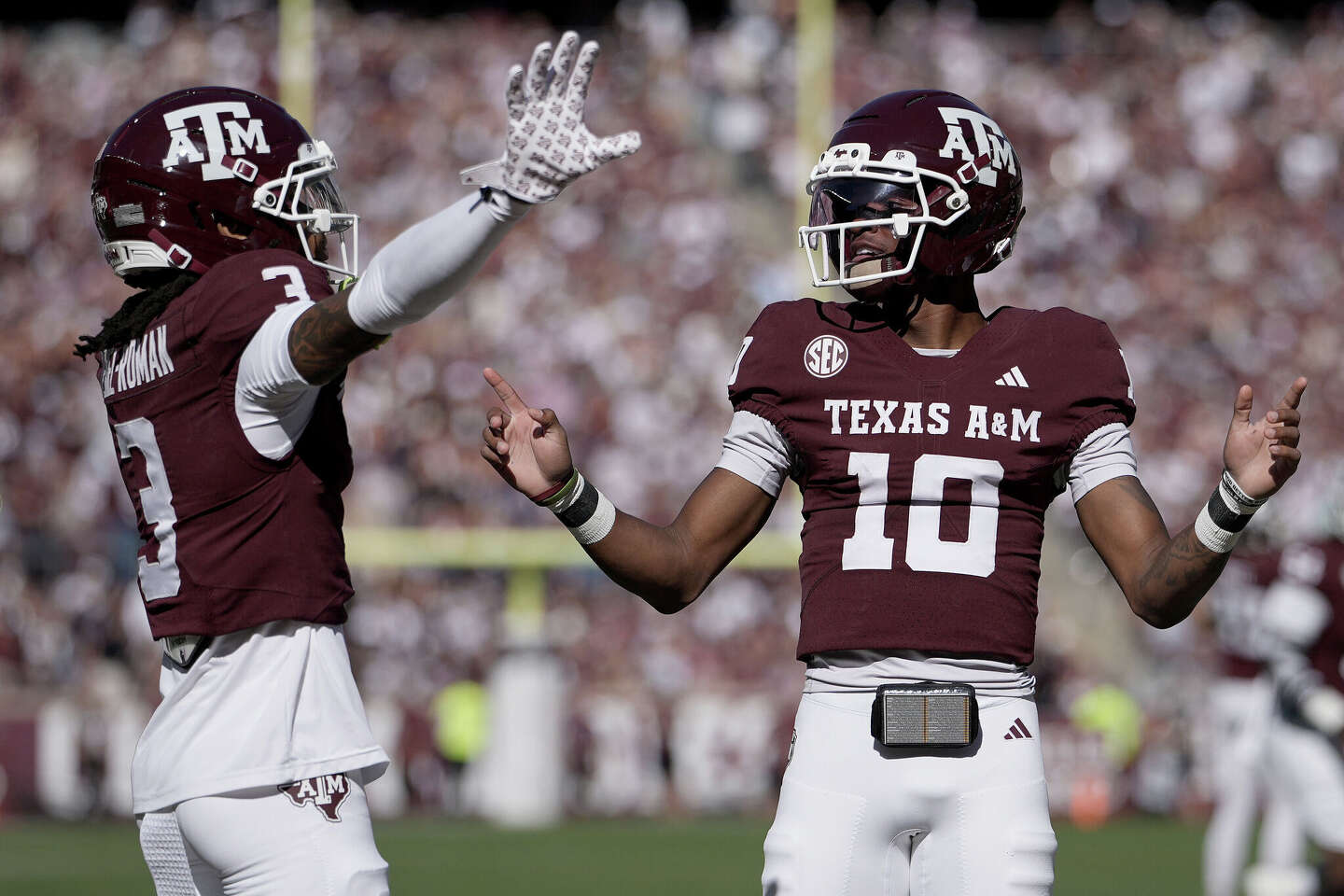 Texas A&M vs Samford: Injury updates for Le'Veon Moss, Mario Craver