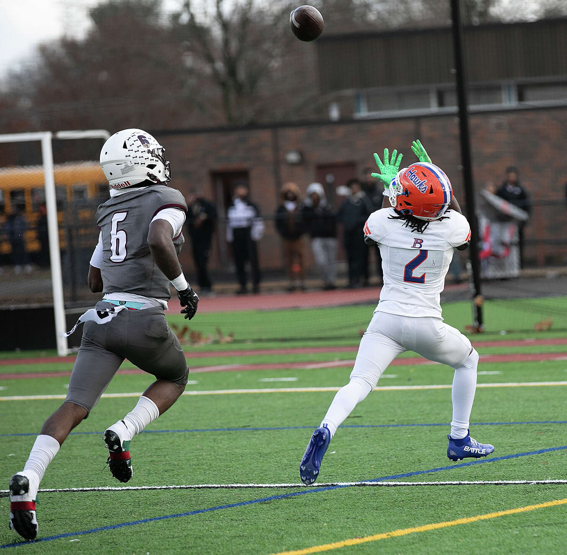 Windsor football blows out Bloomfield, gains momentum for playoffs