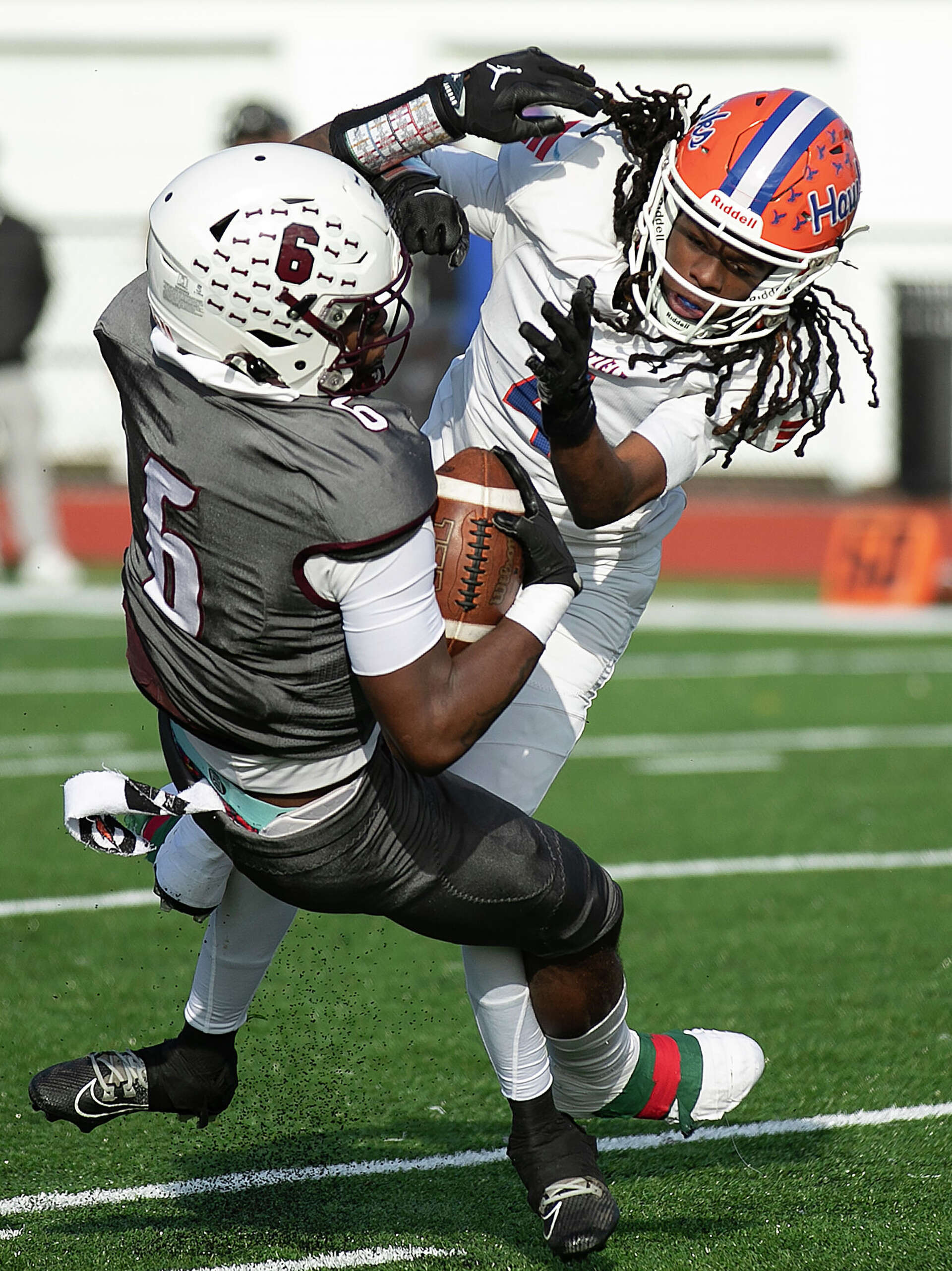 Windsor football blows out Bloomfield, gains momentum for playoffs