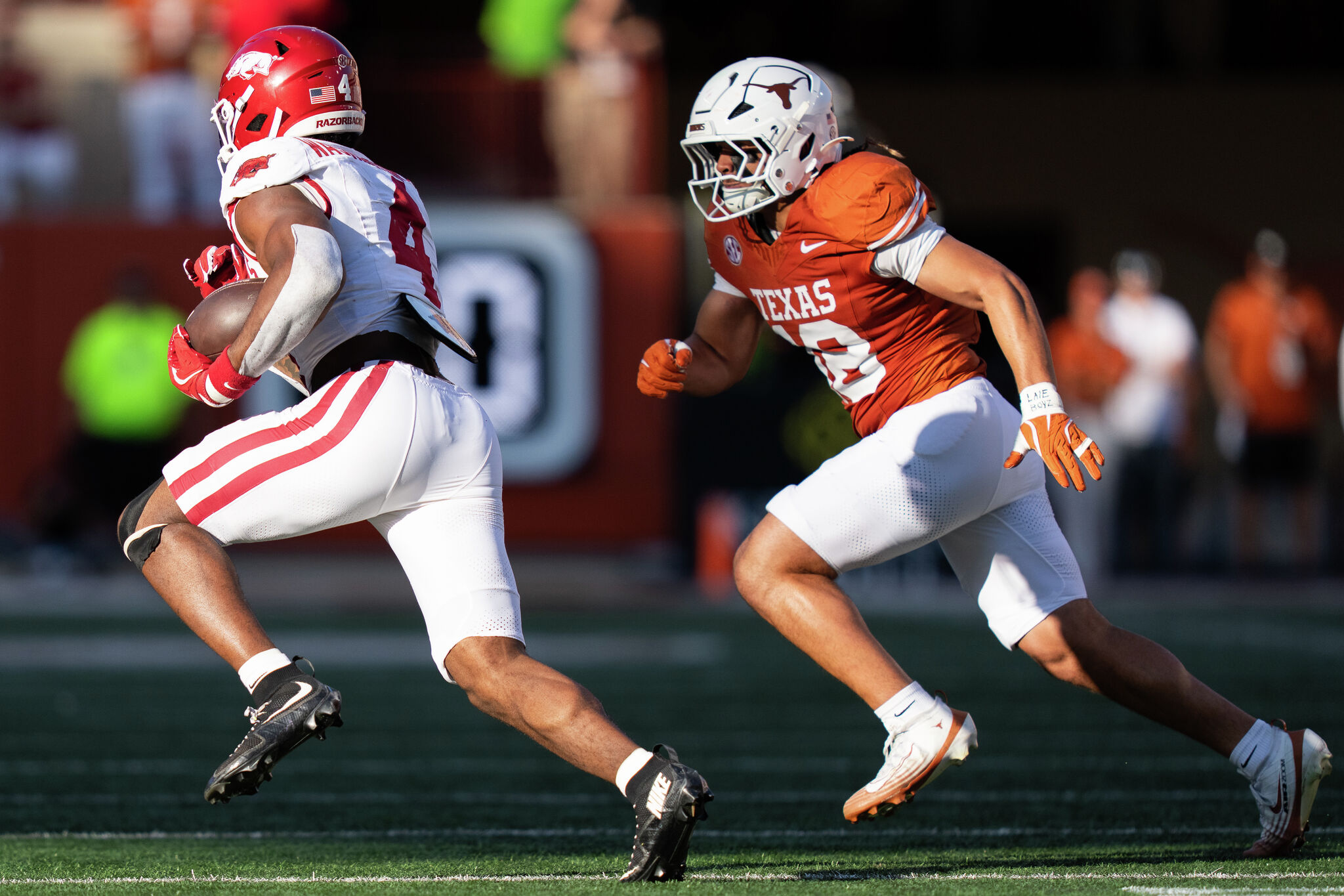 Texas football: Will MLB Anthony Hill Jr. return for Texas A&M game?