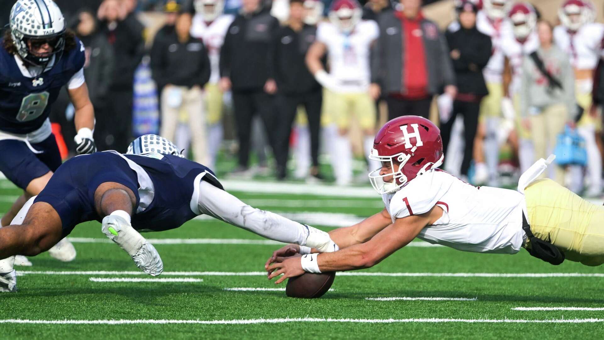 Yale football heads to Youngstown State for FCS playoffs