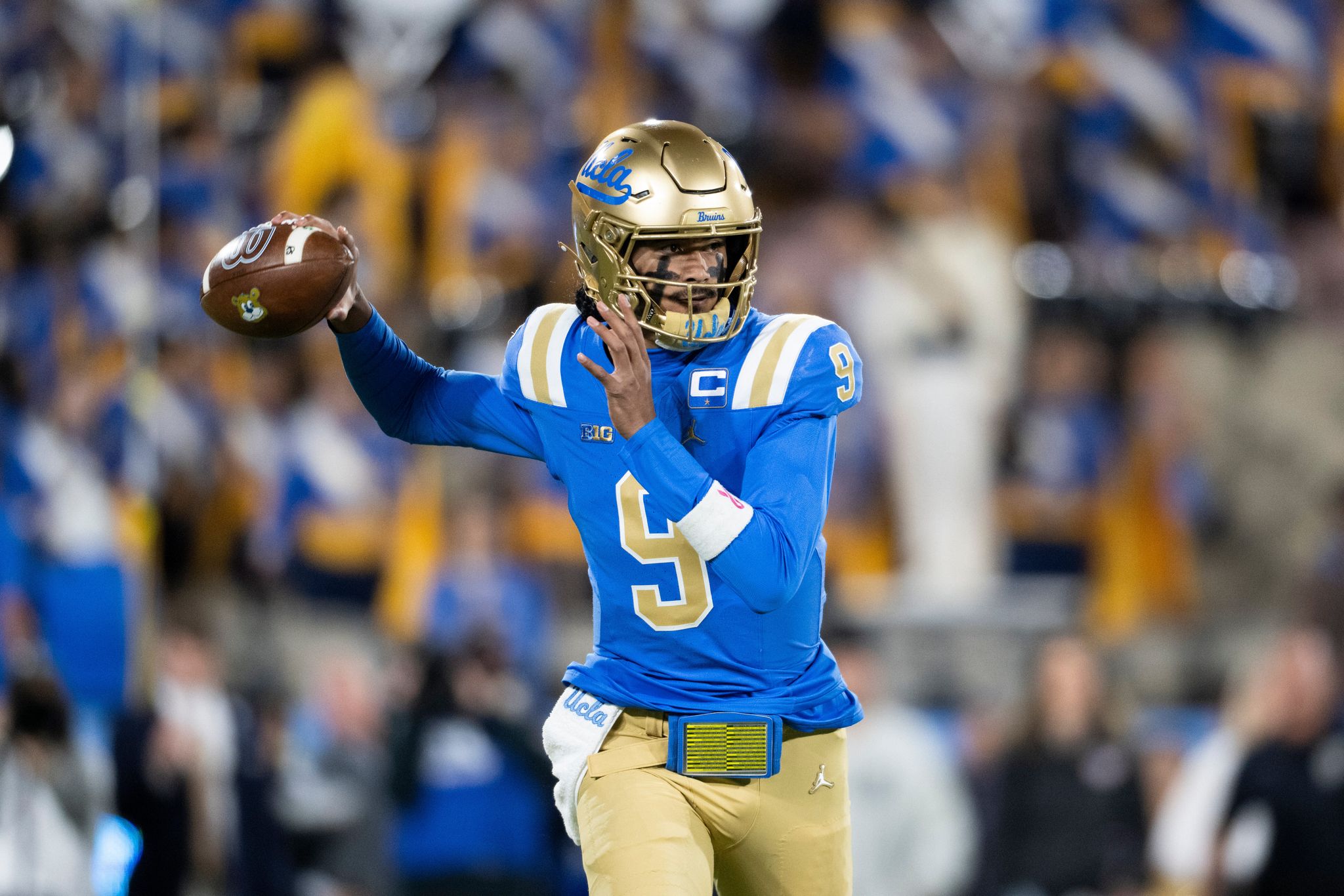 UCLA quarterback Nico Iamaleava returning after stellar 2025 season
