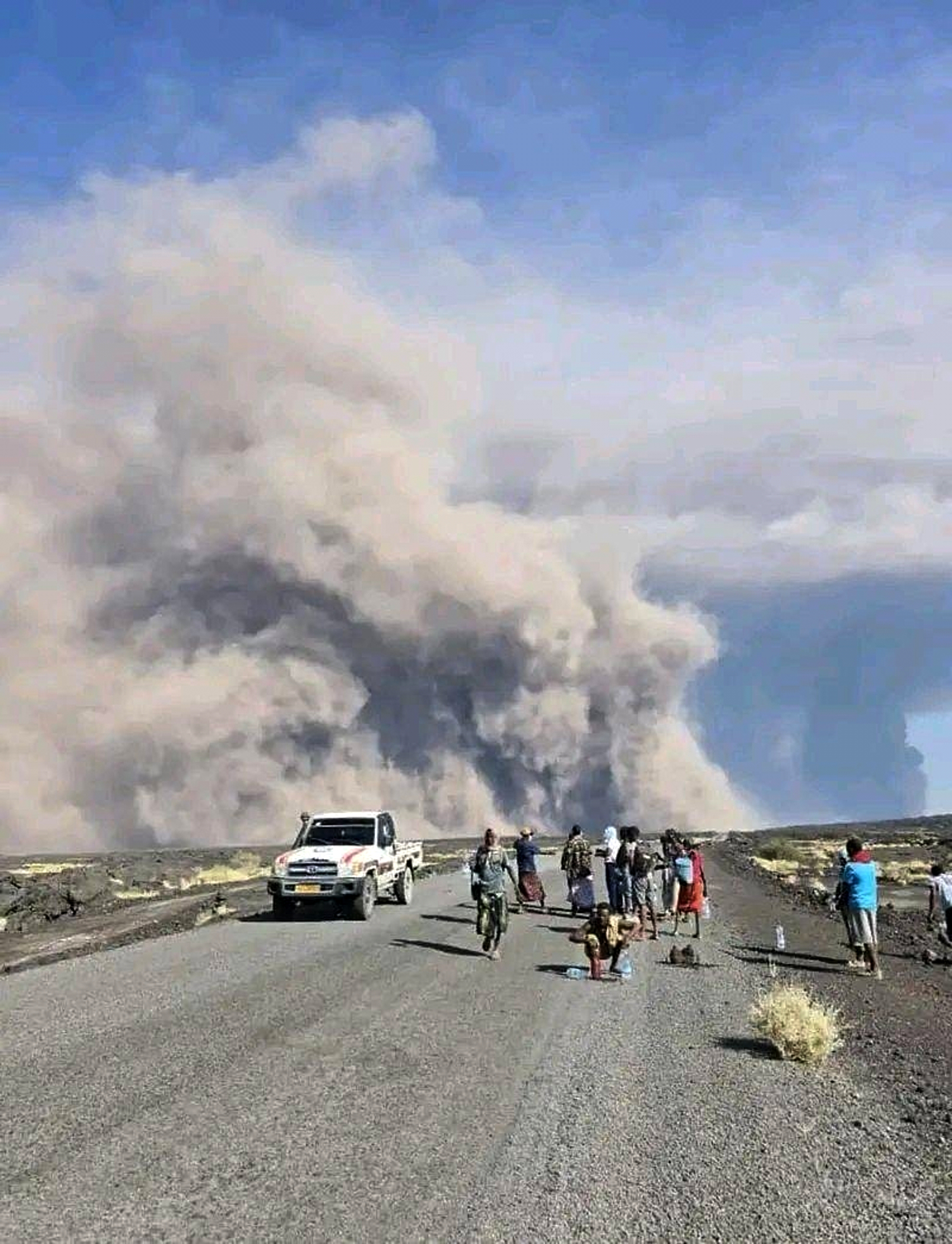 Volcano erupts in northern Ethiopia, sending ash plumes toward Yemen ...