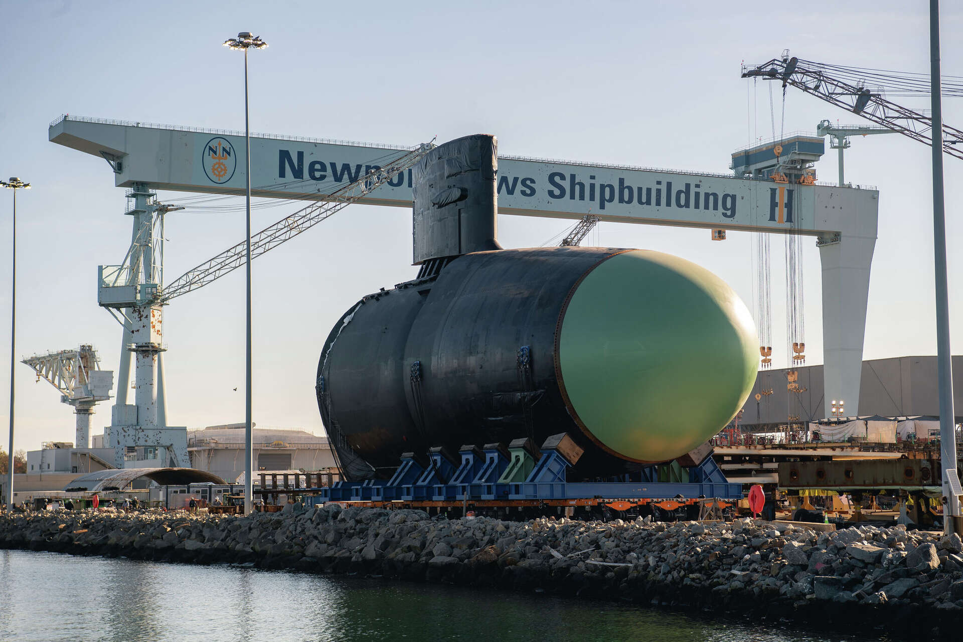 Huge bow section sails into Groton for 1st sub in new Columbia class