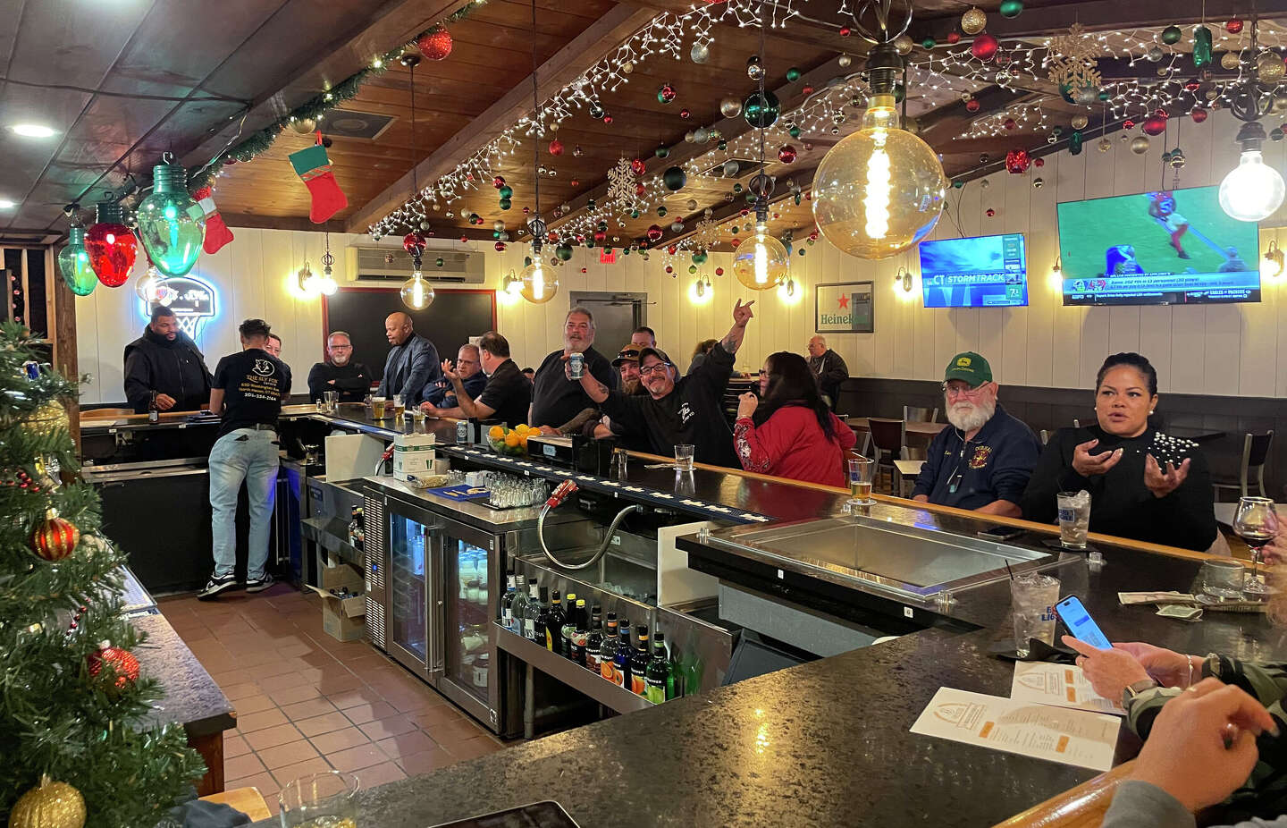 Brothers open third North Haven restaurant, Sly Fox Tavern