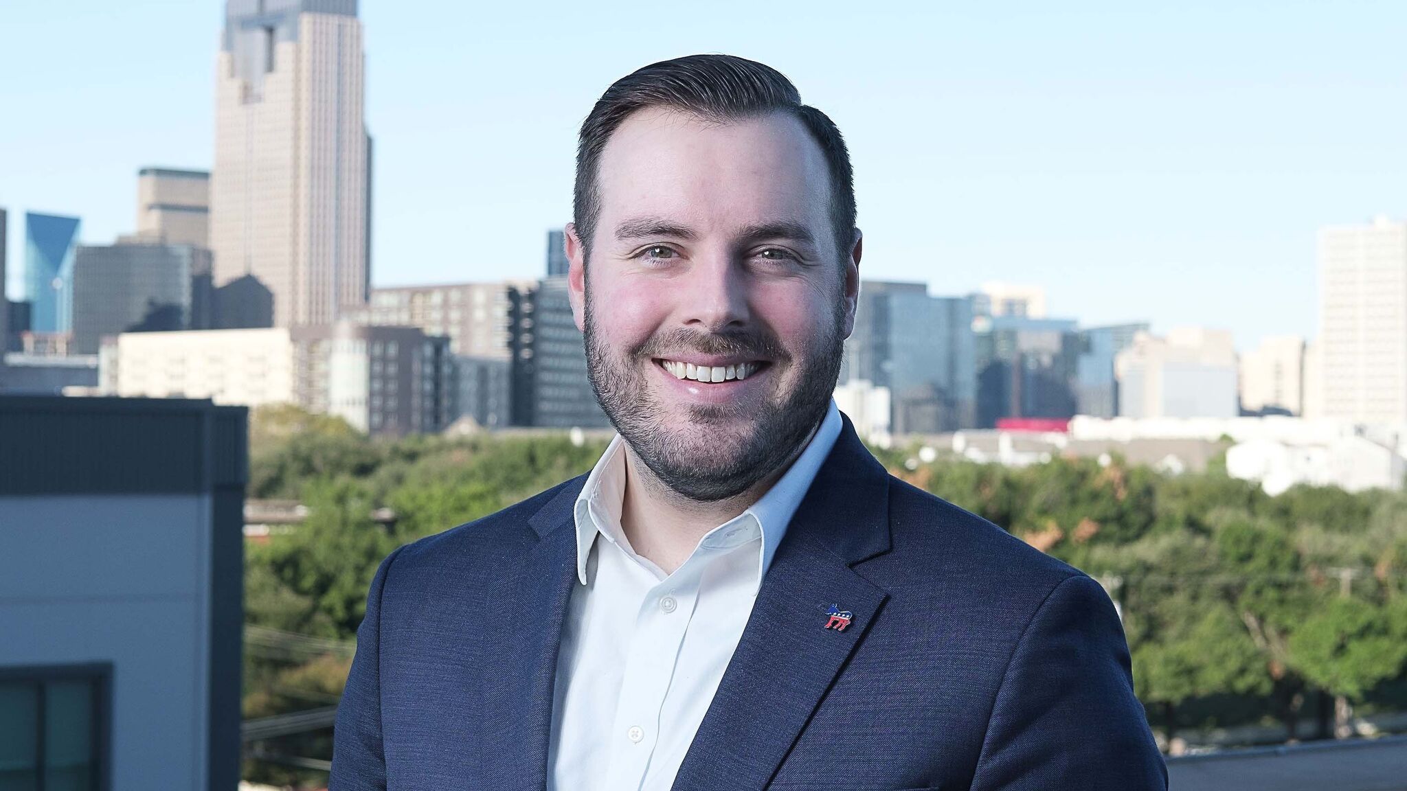 Texas politican shockingly belts classic Fugees song