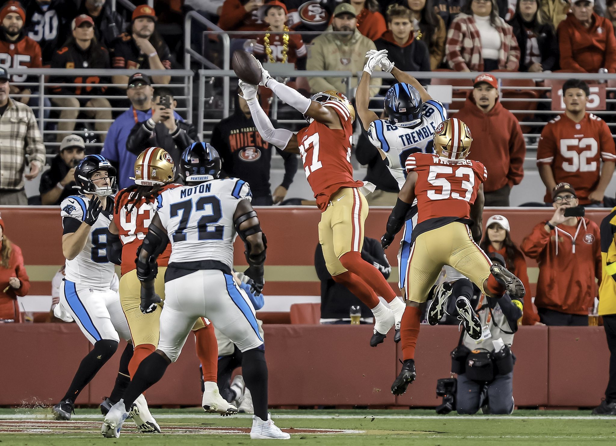 49ers’ no-name defense produces no-doubt dominance in victory