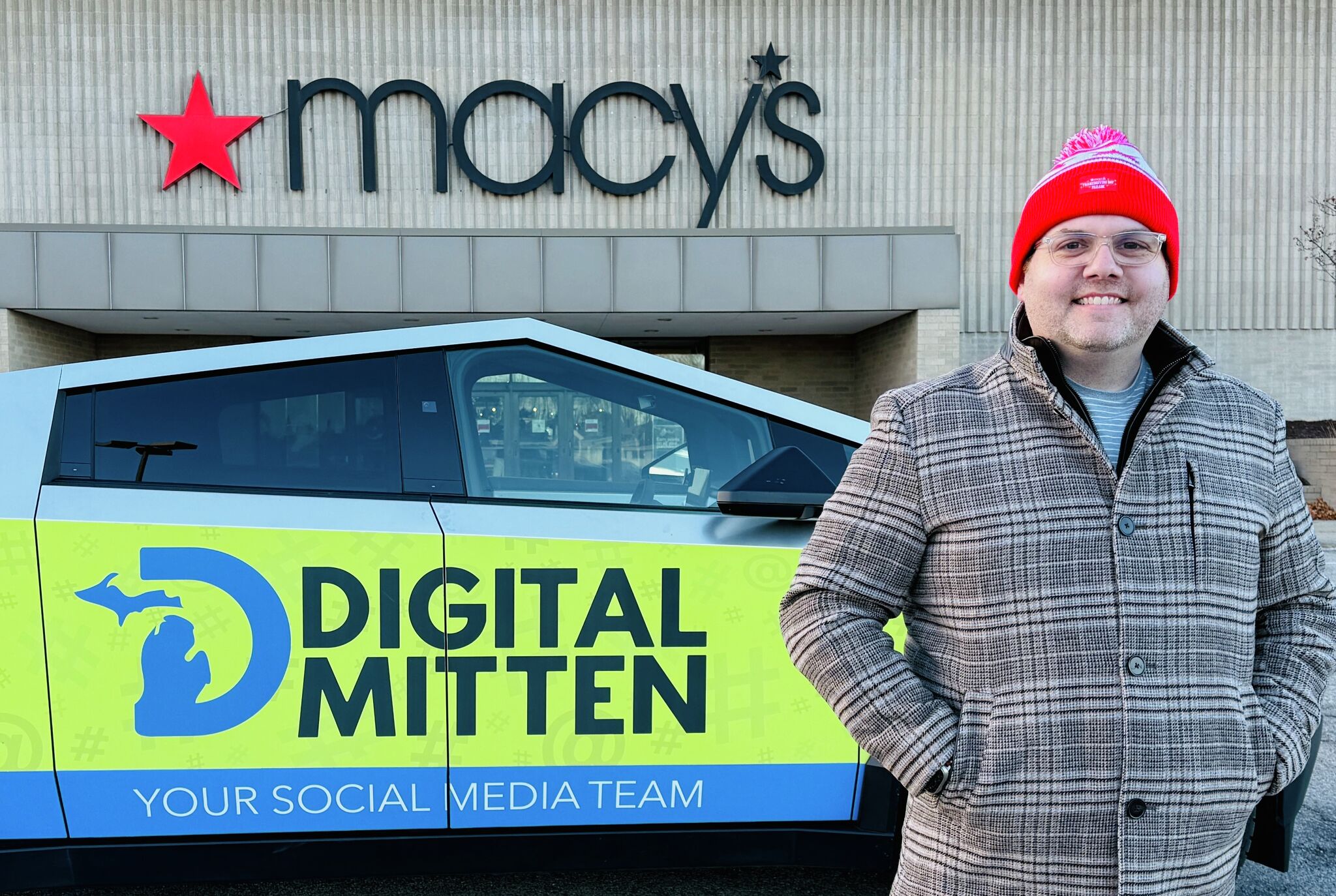 Digital Mitten joins Macy’s Thanksgiving Day Parade on NBC