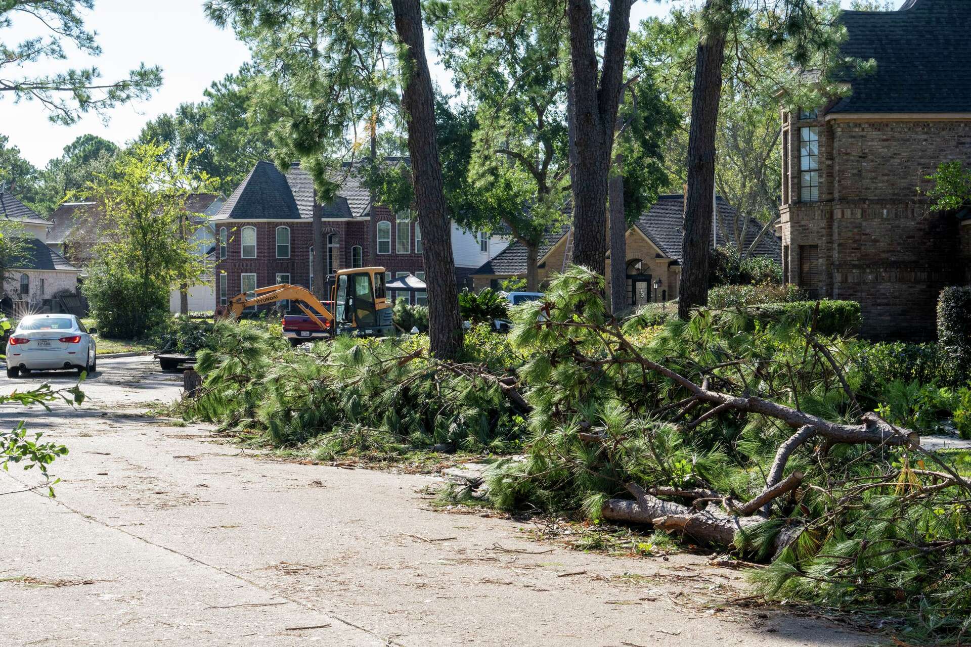 Houston tornado damage: Cleanup underway after Monday storm