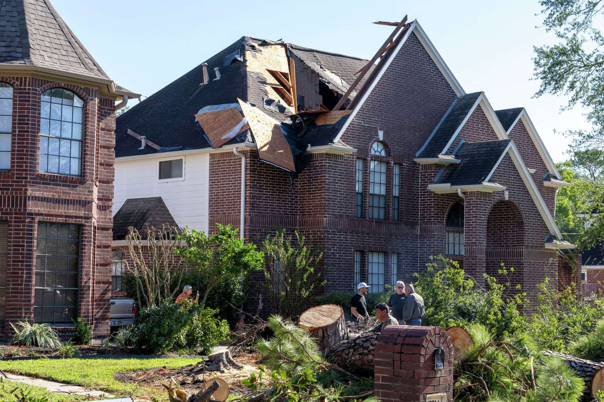 Houston tornado damage: Cleanup underway after Monday storm