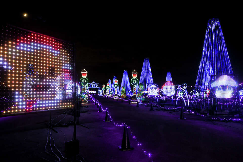 Colossal Christmas light displays in the San Antonio area