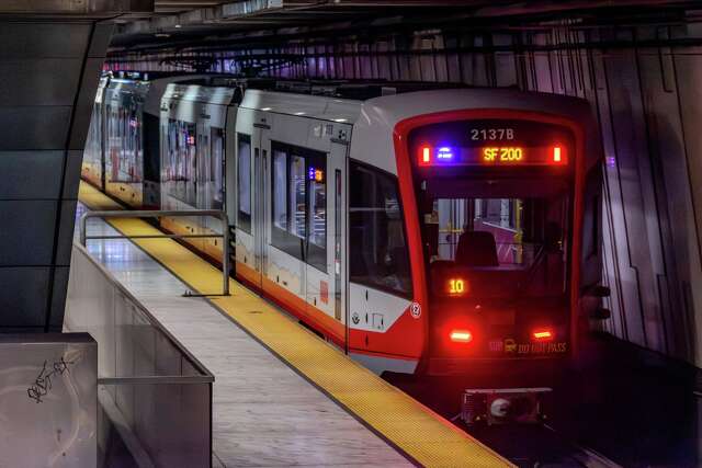 SF: Muni Service Issue At Forest Hill Station; Shuttle Buses Being Used