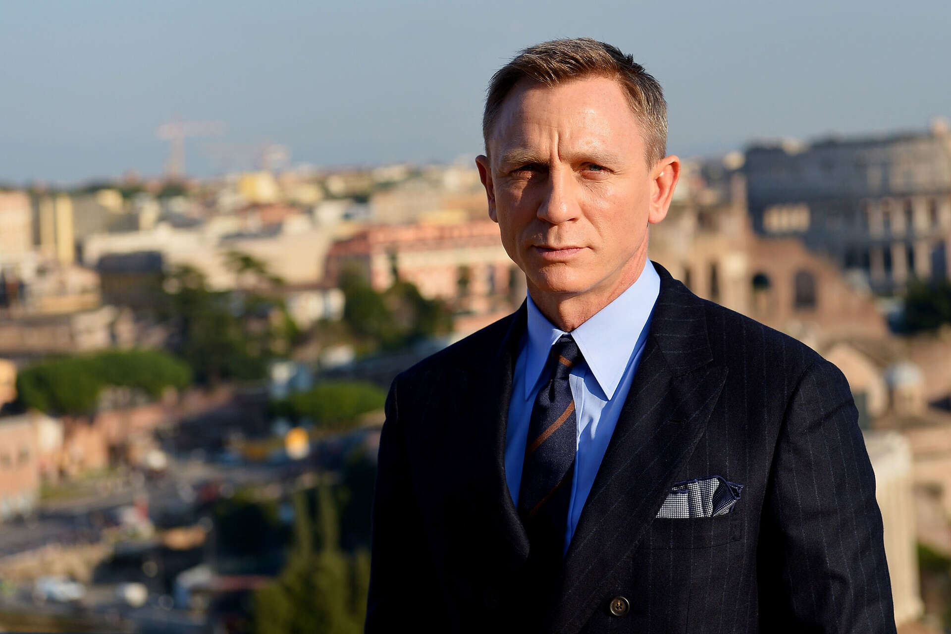 Daniel Craig vs. Sean Connery: Who’s the best James Bond?