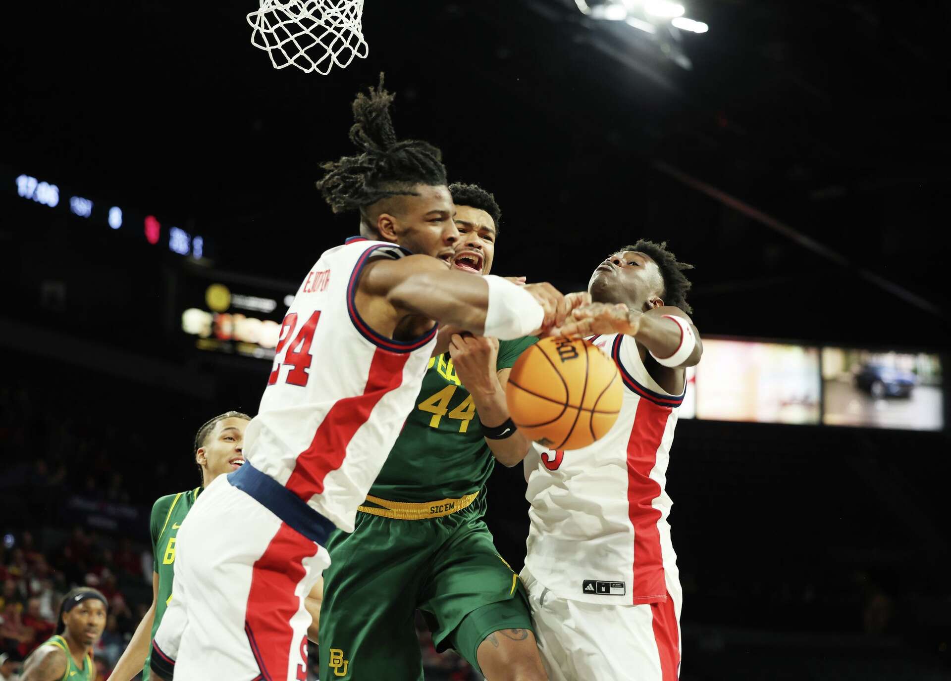 No. 14 St. John's hands Baylor its 1st loss, cruising to 96-81 win at ...
