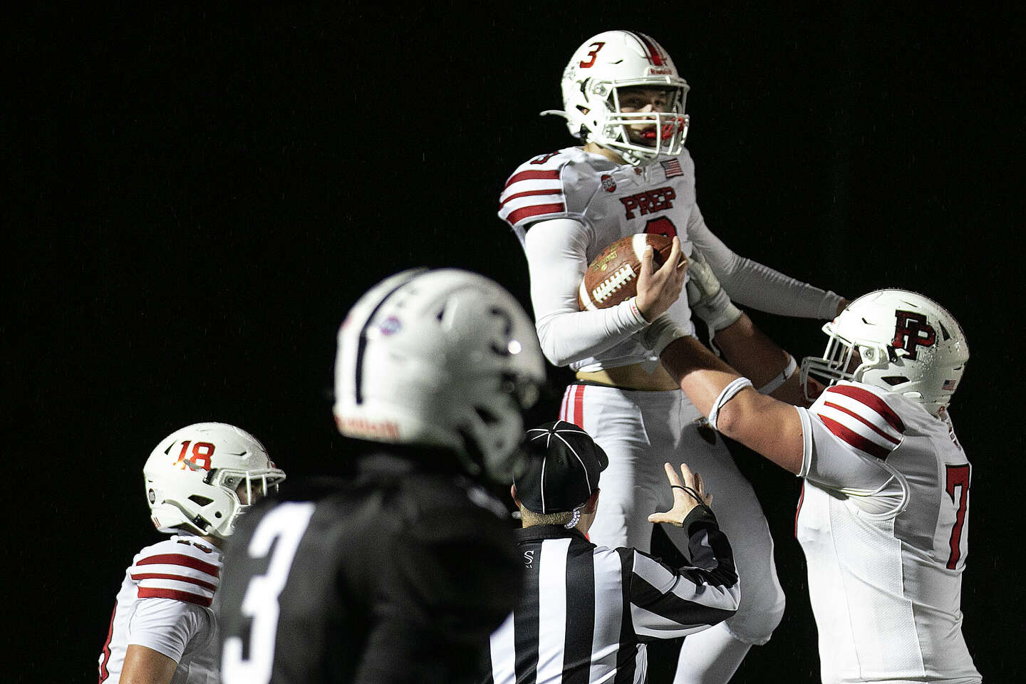 No. 7 Fairfield Prep football tops Xavier in regular-season finale