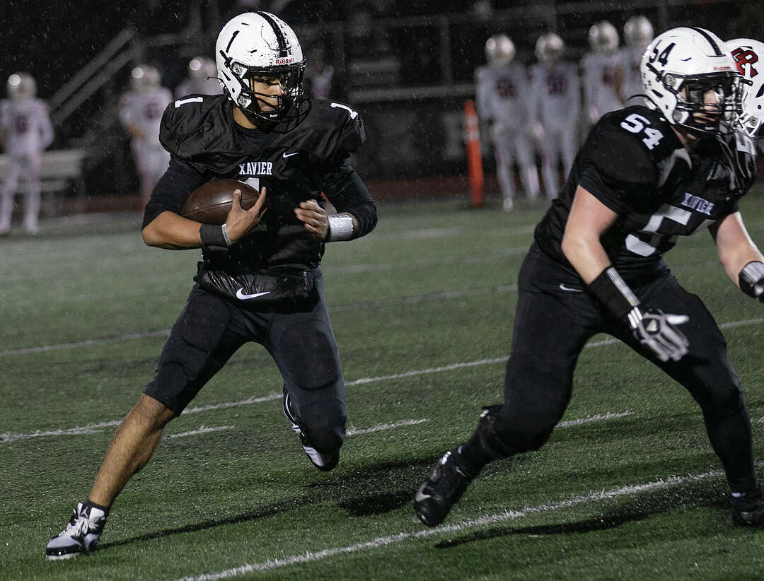 No. 7 Fairfield Prep football tops Xavier in regular-season finale