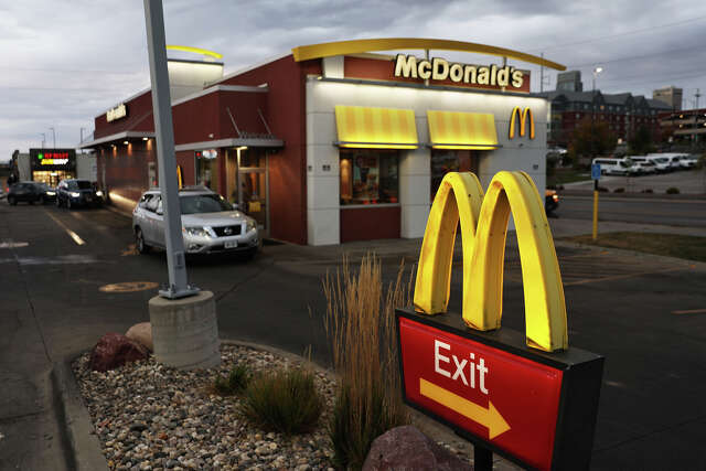 Is McDonald's, Whataburger open on Thanksgiving?