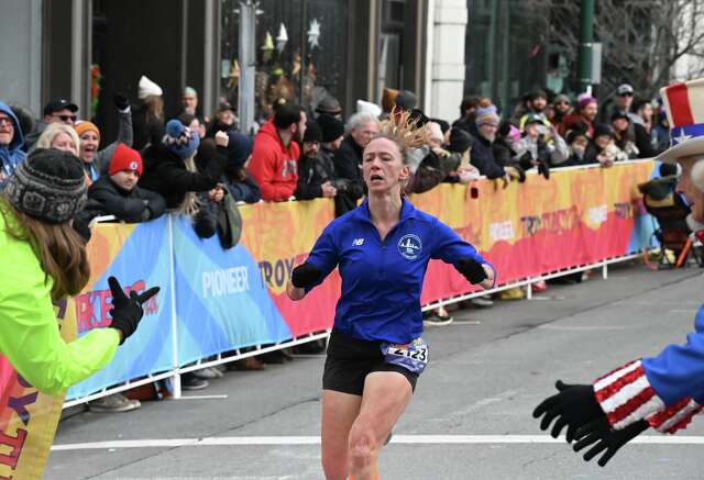 Thousands run 78th Troy Turkey Trot on Thanksgiving morning
