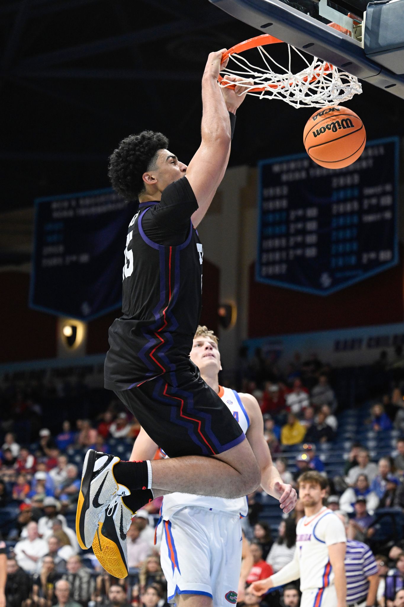 Harding hits go-ahead jumper with 48 seconds left as TCU beats No. 10 ...