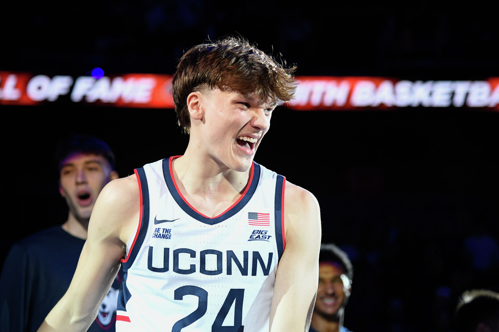 Braylon Mullins, Tarris Reed Jr. available for UConn vs. Illinois