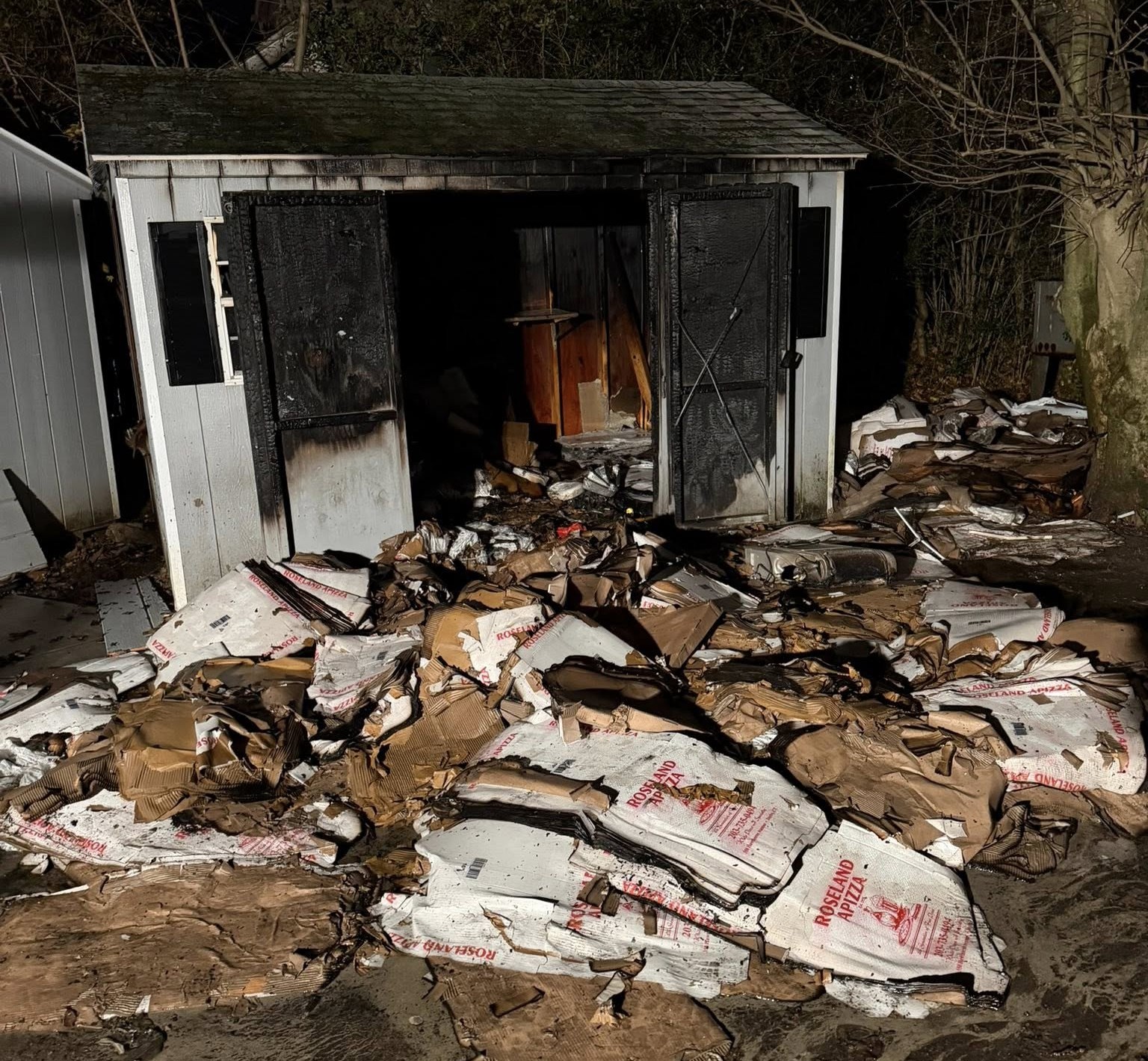 Derby man arrested for lighting fire at Roseland Apizza, police say
