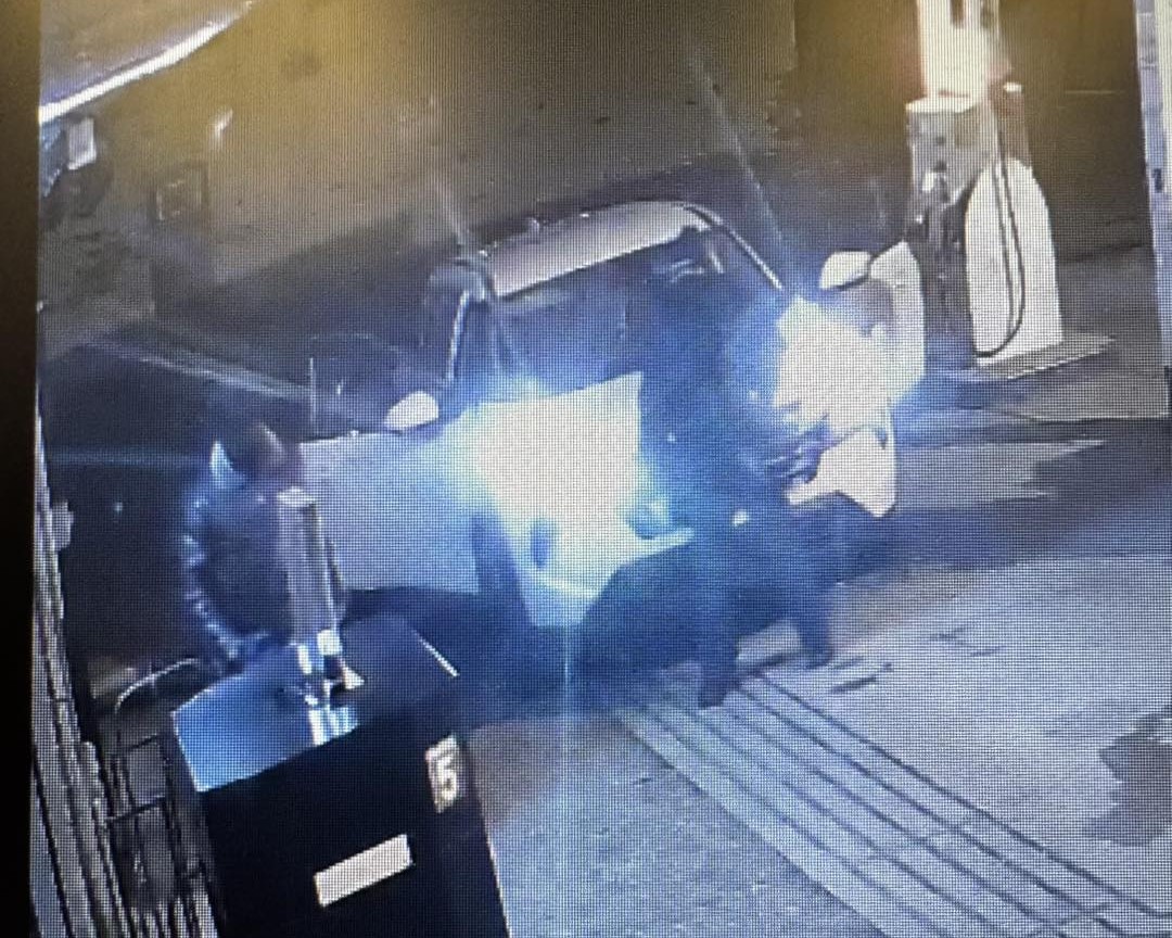 Suspects broke into Killingly gas station, stole cash registers: Cops