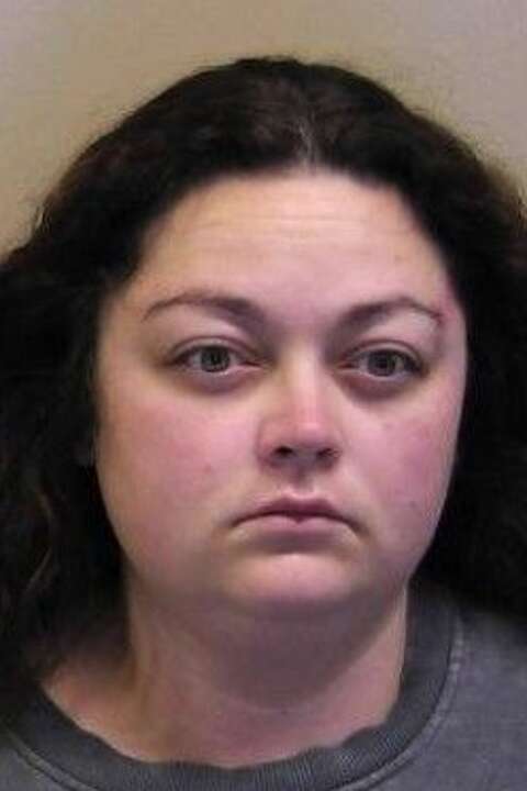 Illinois woman faces multiple child pornography charges