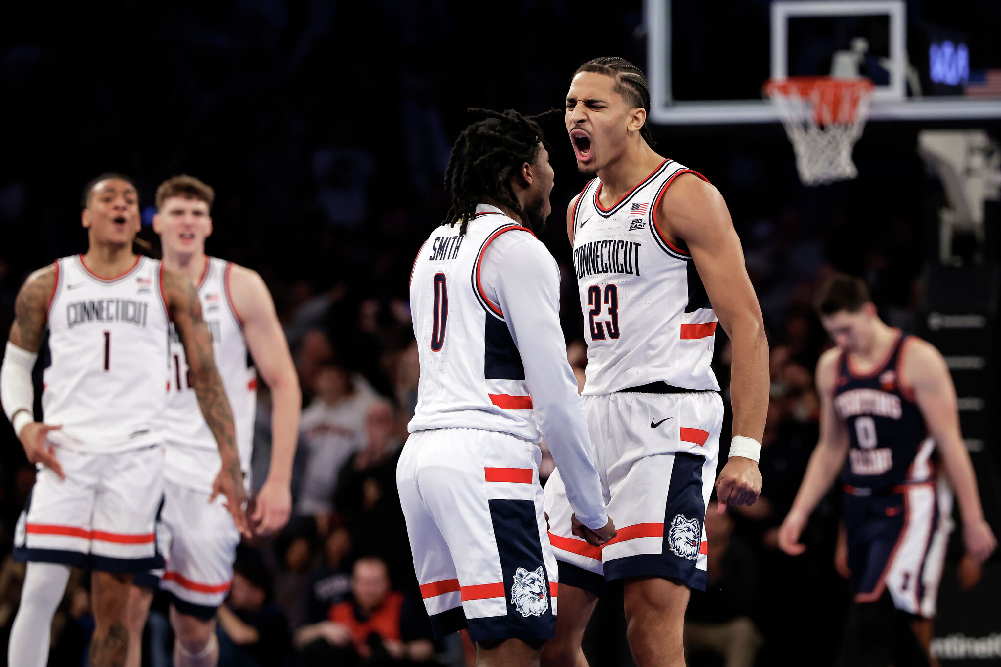 Breaking down UConn's 4-point play in win over Illinois