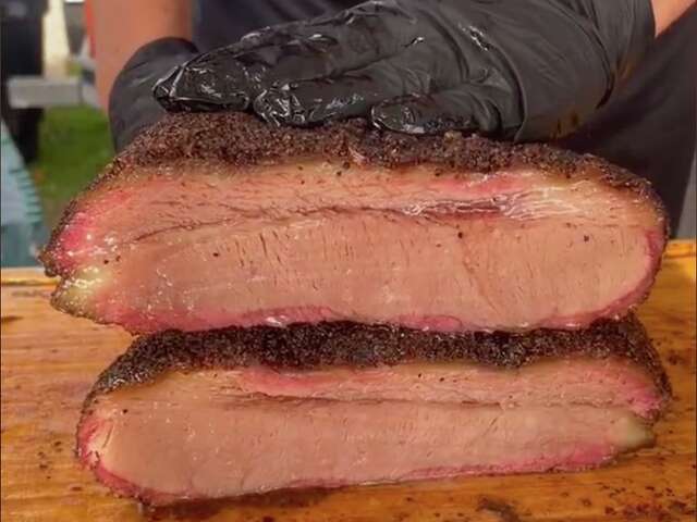 Pinkerton's brings in thousands of pounds of BBQ for Texas-Texas A&M