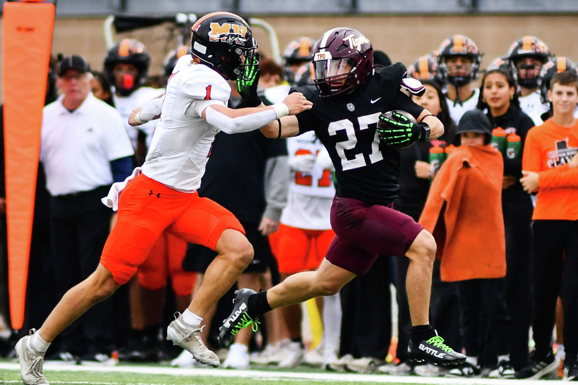 Dripping Springs surges to playoff win over Medina Valley