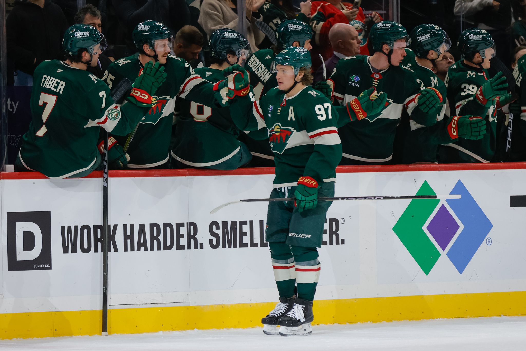 Wild win seventh straight with 3-2 shootout victory over Colorado