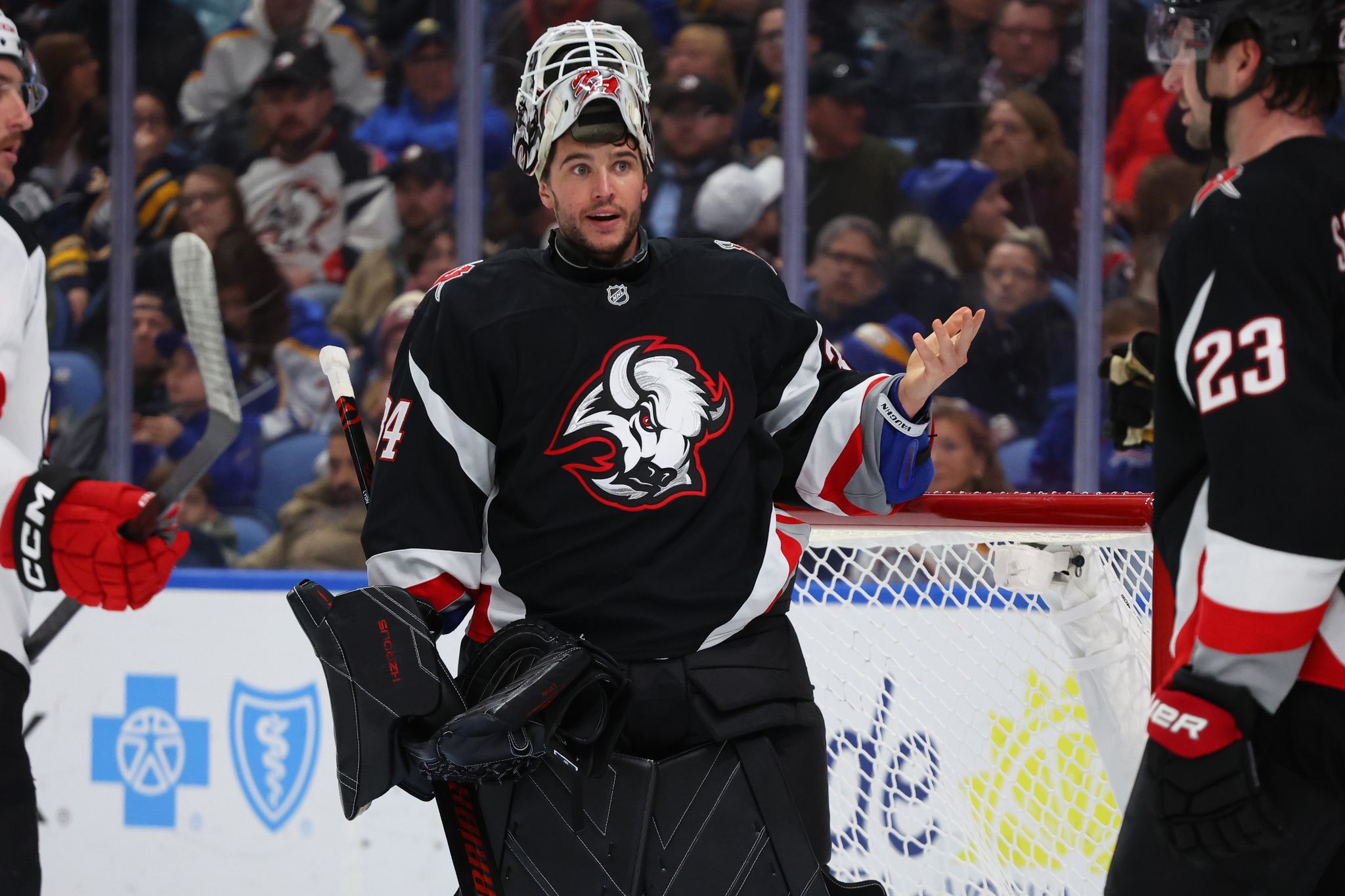 Jake Allen stops 42 shots, Arseny Gritsyuk scores 2 in Devils' 5-0 win ...